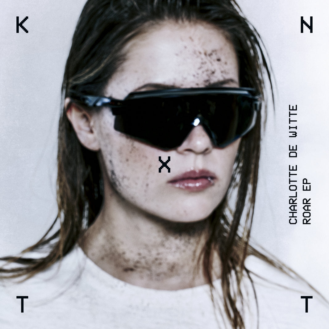 KNTXT SHOP by Charlotte de Witte.