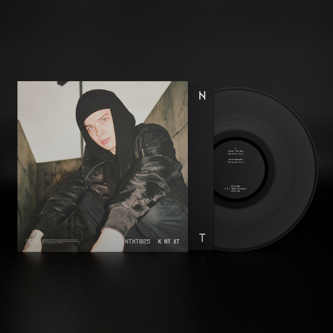 KNTXT SHOP by Charlotte de Witte.